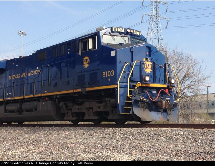 NS 8103 (N&W Heritage Unit) leads the UP MASEW-11